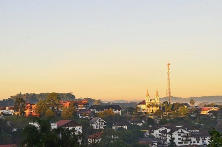 25 cidades no Brasil que se parecem com a Europa